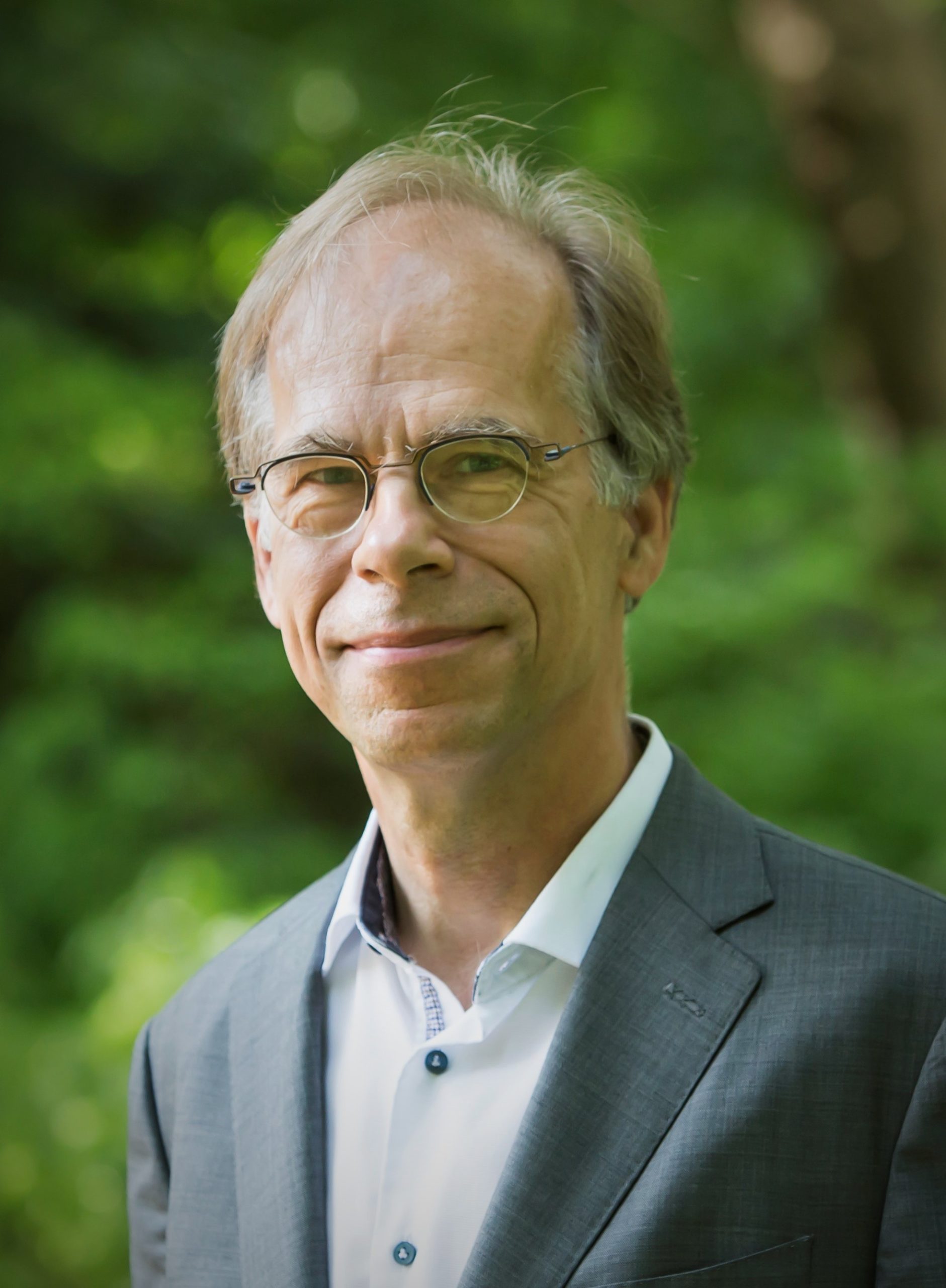 Een goede commissaris laat zijn tanden zien, zegt Jan Stolker in zijn ...