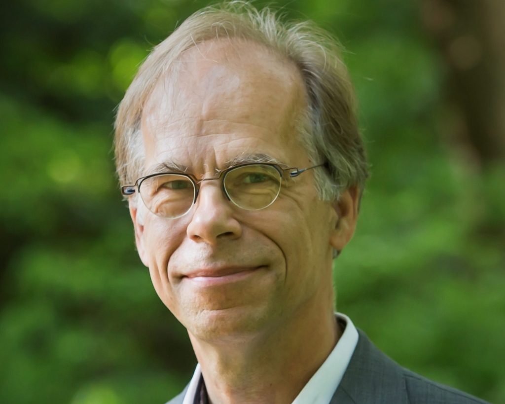 Een goede commissaris laat zijn tanden zien, zegt Jan Stolker in zijn ...